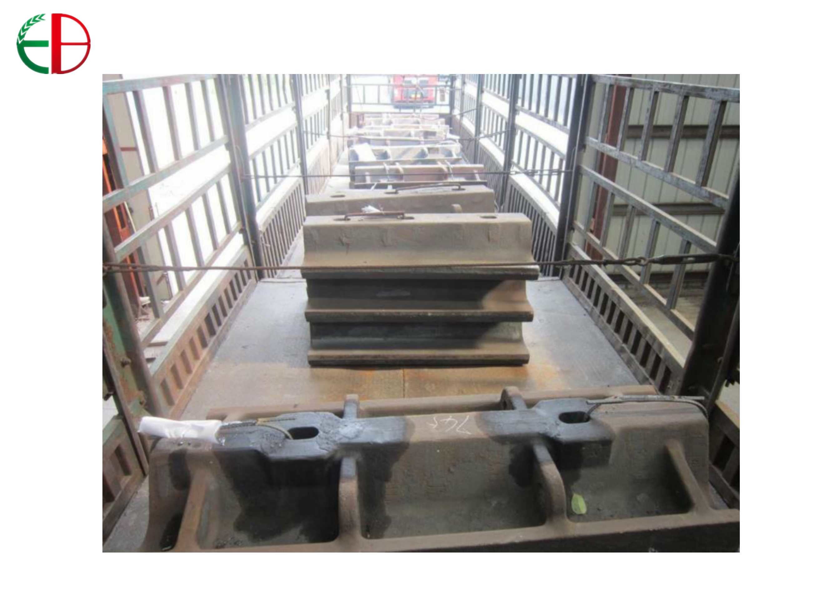 Discharge End Wear Resistant Liners Low C / High C Cr - Mo Alloy Steel ...