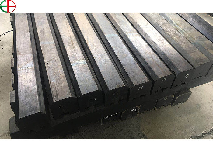 Custom Molded Rubber And Rubber Wear Ball Mill Liners Steel Backed EB21008